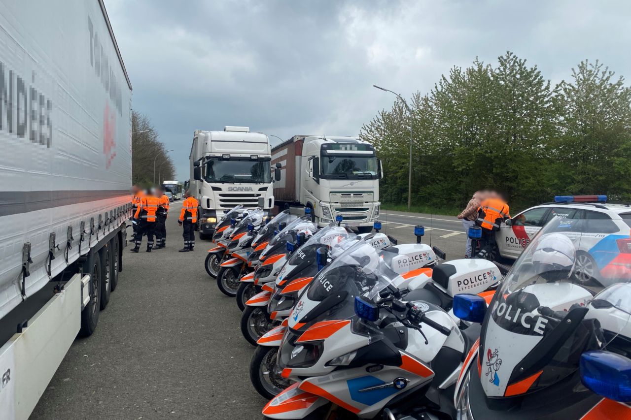 Mehrere Verstöße bei Lkw-Kontrolle festgestellt - Actualités - Portail ...
